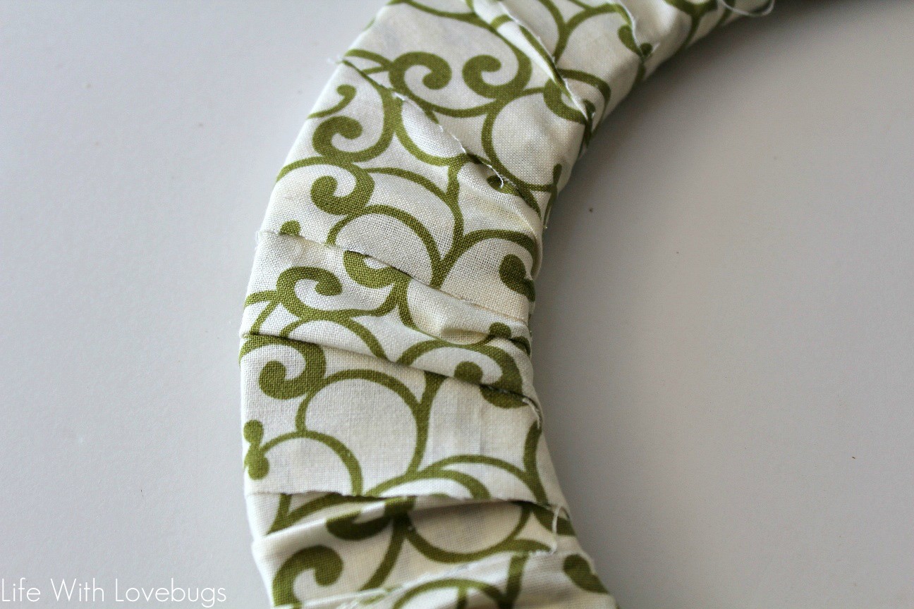 Fabric Wrapped Wreath With Felt Flowers Life With Lovebugs